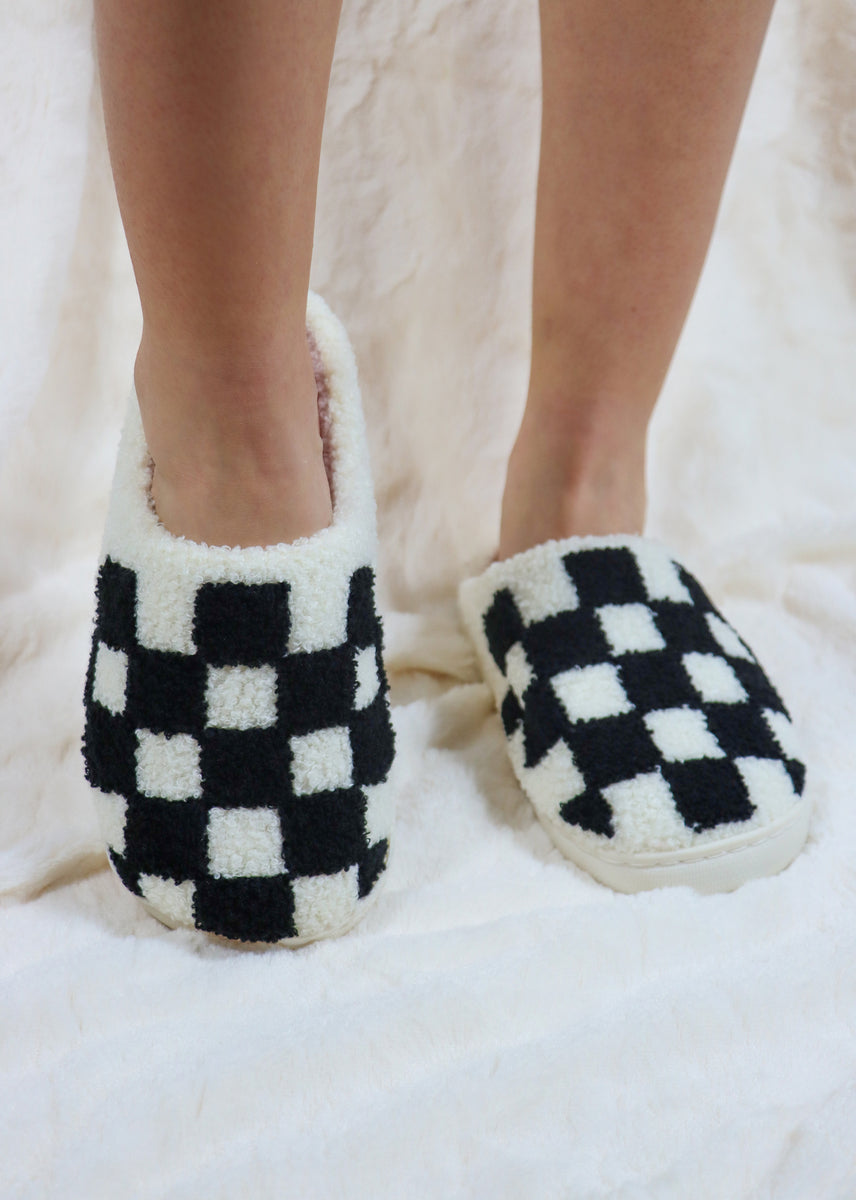 Checkered Slip-on Fuzzy Slipper ★ Black & White – Rock N Rags